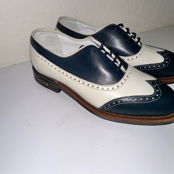 FootJoy | Shoes | Vintage Footjoy Classics Womens Golf Shoes 6b Navy ...